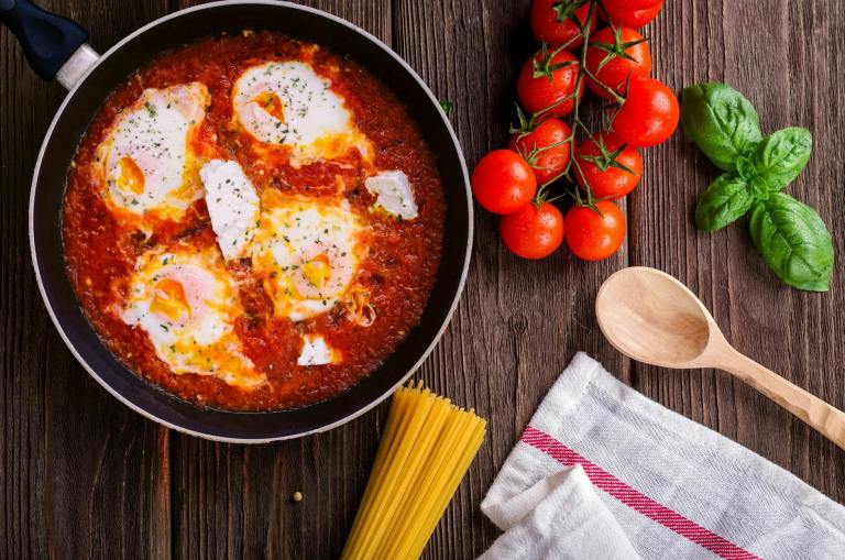 Eco Friendly Recipes: Healthy and Sustainable Meals - made to sustain